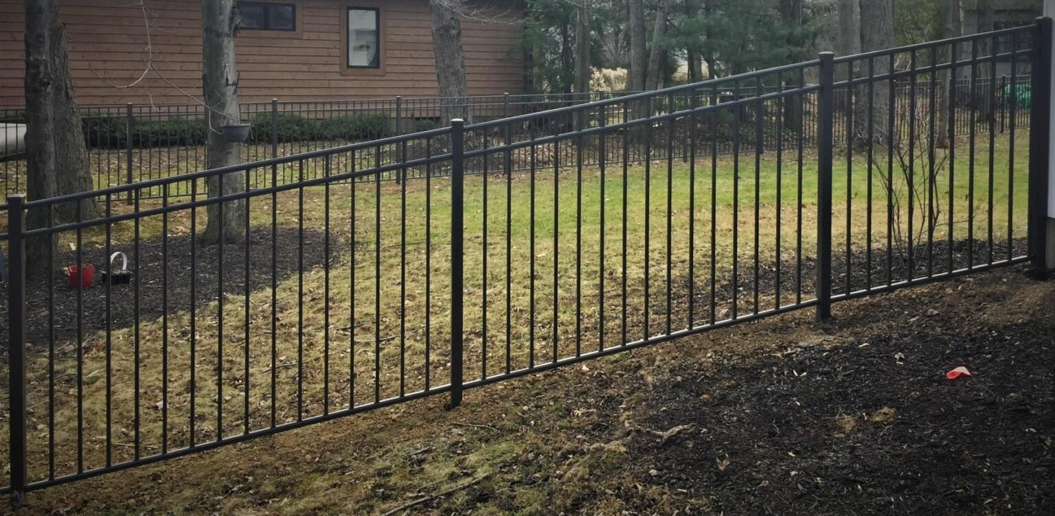 Expert Tips for Building Fences on Uneven Ground - Globusgates.com