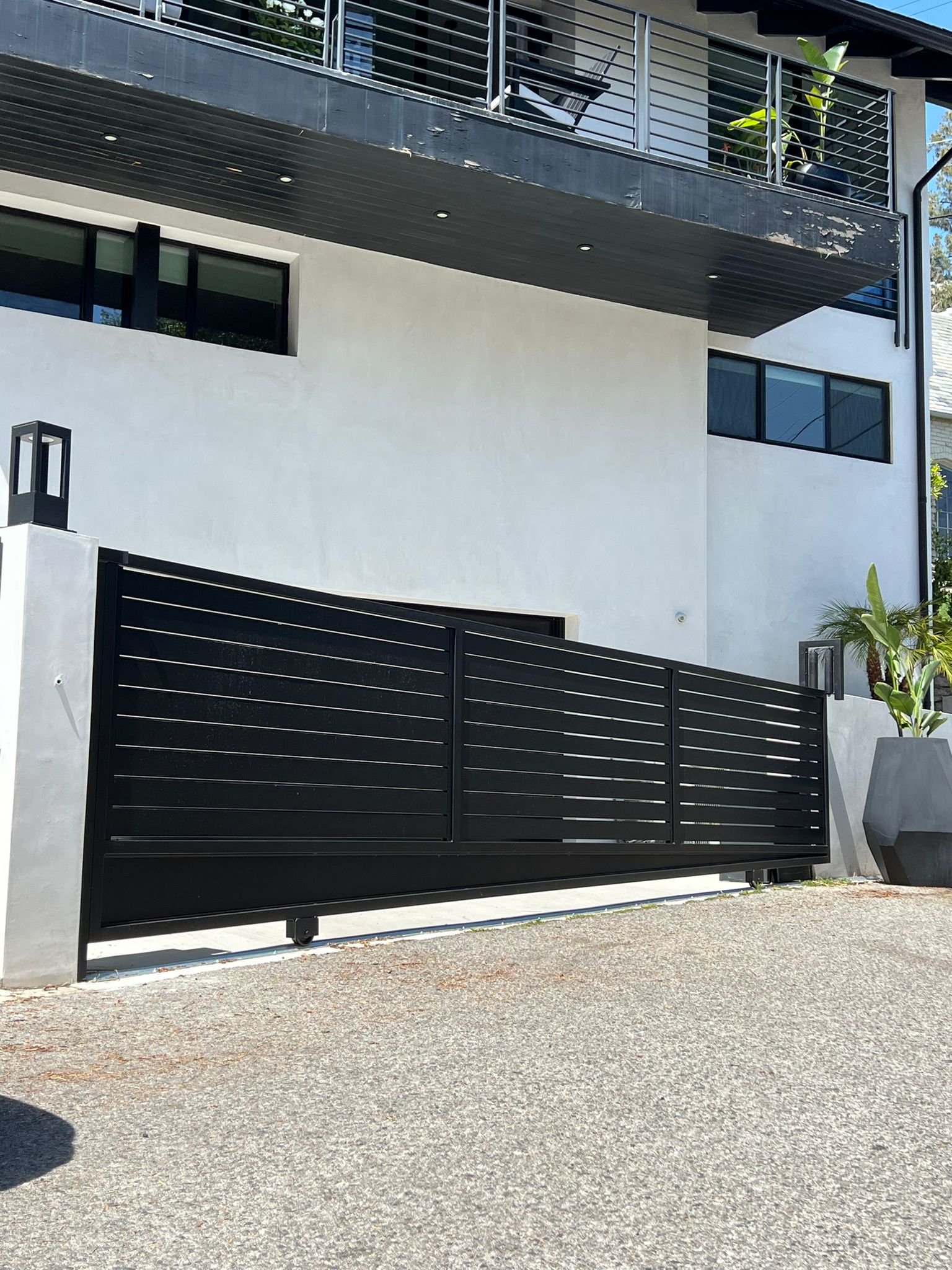 Fence company in Los Angeles 🚪 | Trusted fencing contractor and ...